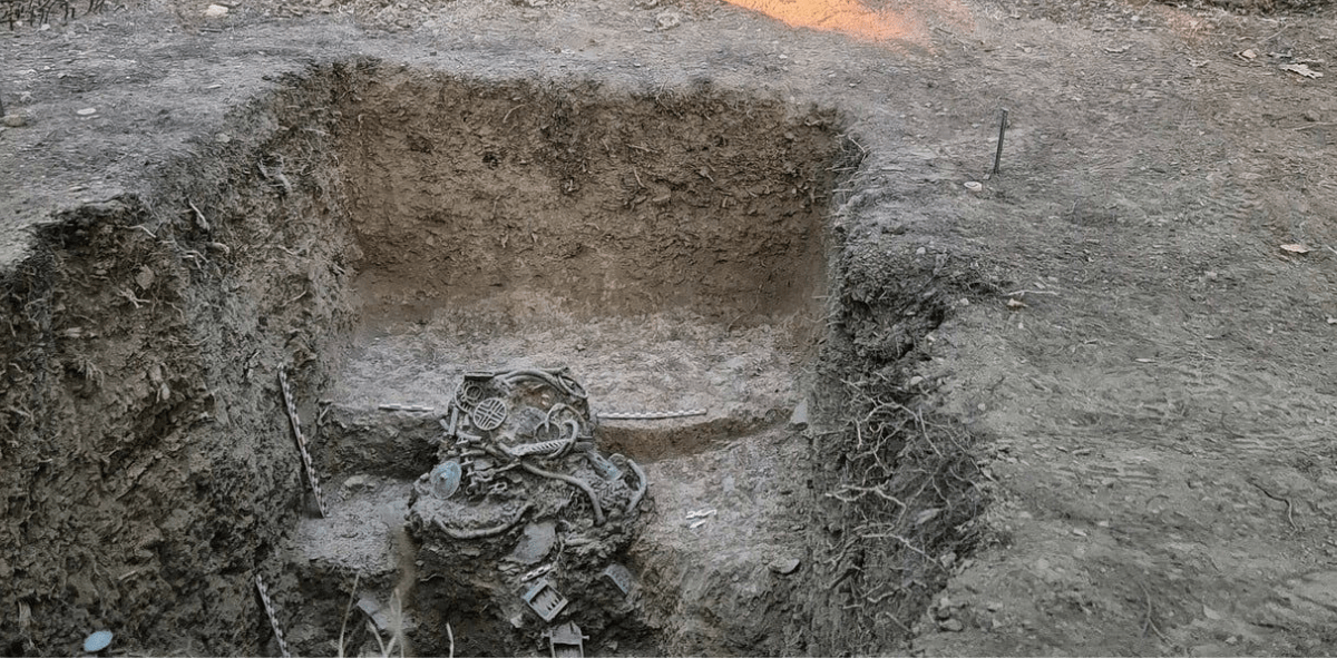 A 2700-year-old collection of more than 60 bronze and iron objects ...