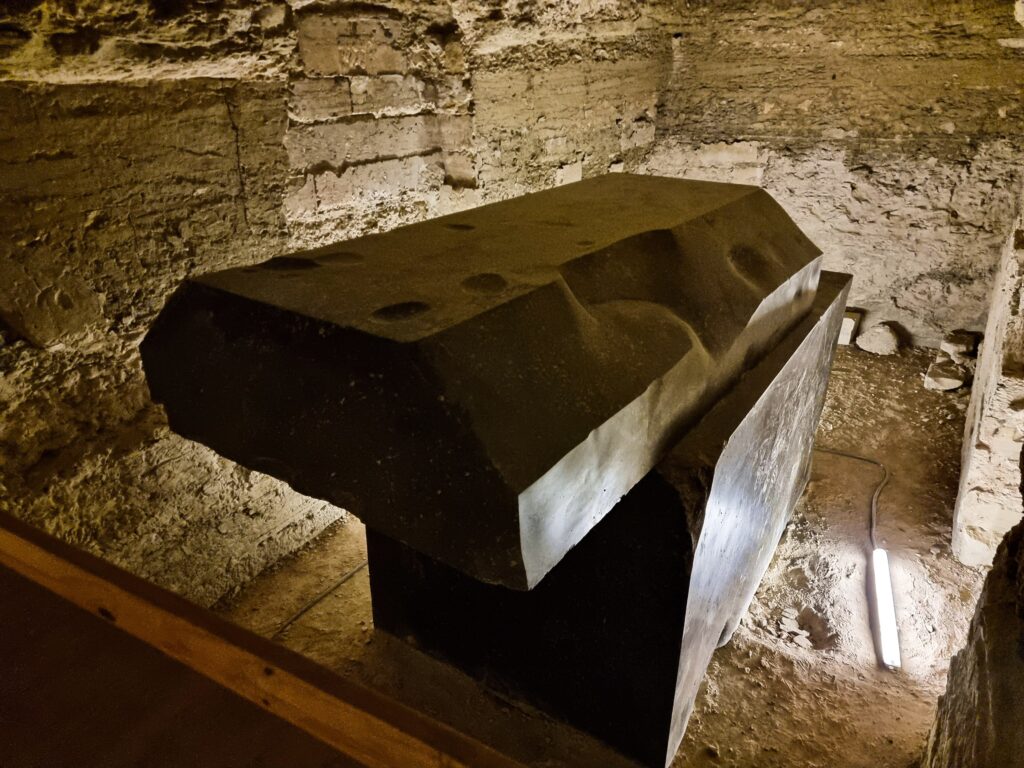 Egypt Built the Impossible for Its Sacred Bulls: The 100-Ton Stone ...